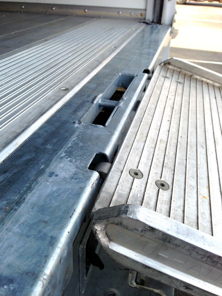 How To Use a Moving Truck Ramp - Moving Insider