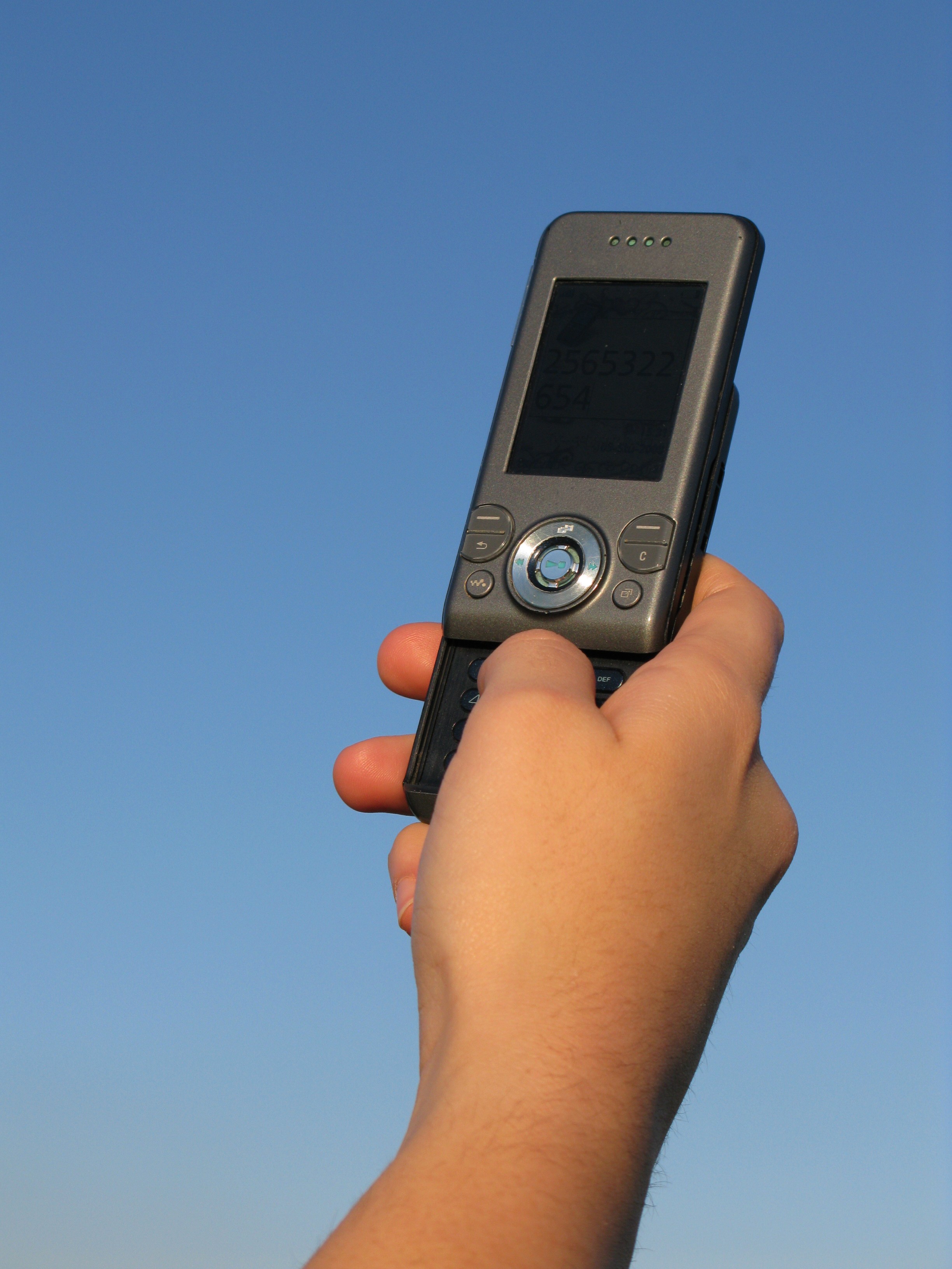 The Three Types of Distracted Driving - Moving Insider