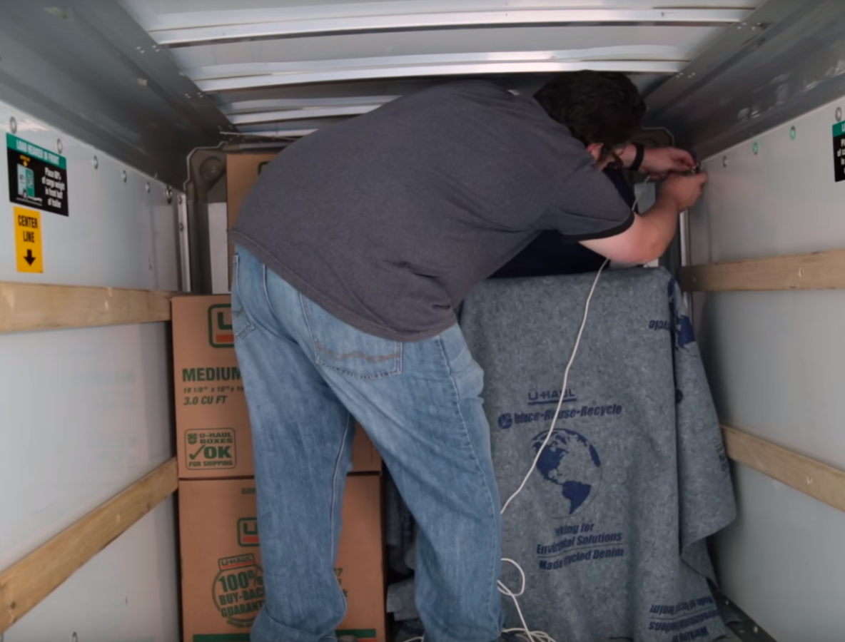 How to Keep Your Belongings Safe in a Trailer - Moving Insider