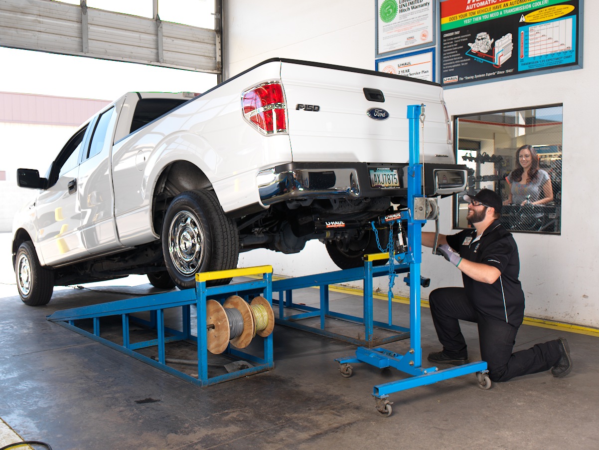 What to Expect When Installing a Hitch - Moving Insider
