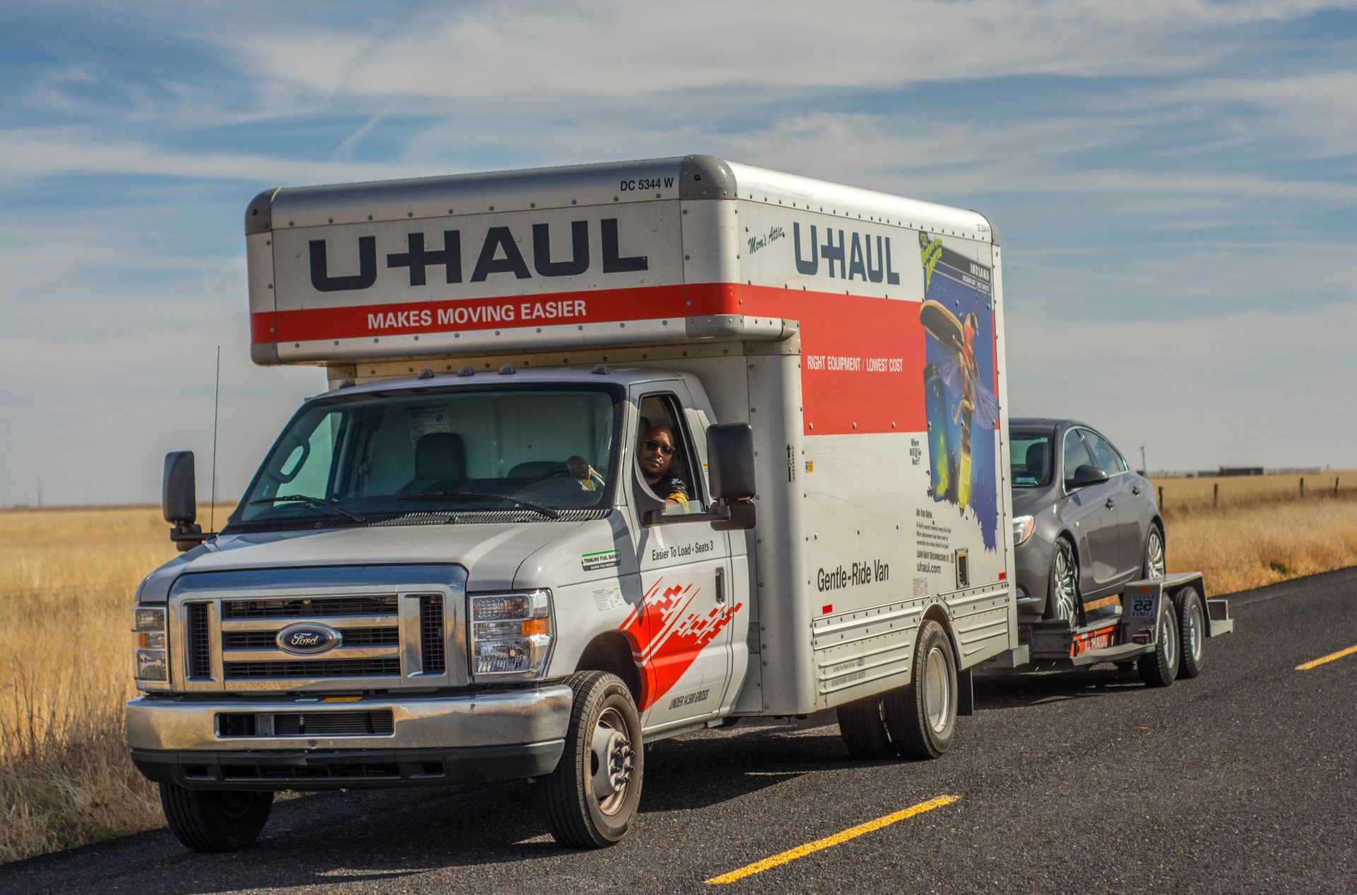How to Keep Your Moving Truck Safe & Secure When Relocating